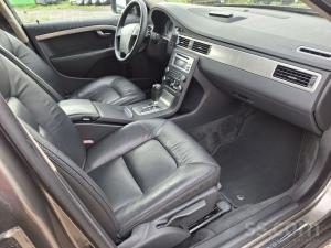 Brūns Volvo XC70 2008 Rīga, ar dzinēja tilpumu 2.40 L un nobraukumu 0 tūkst. km par 6695 €, foto 15 vietnē AUTOMOTO.COM.LV