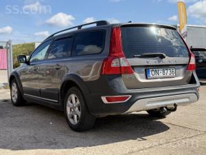 Brown Volvo XC70 2008 in Riga, with an engine capacity of 2.40 L and mileage of 440 thousand km for 3500 €, photo 16 on AUTOMOTO.COM.LV