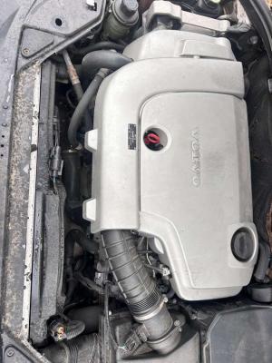 Brūns Volvo XC70 2008 Šalčininkai, ar dzinēja tilpumu 2.40 L un nobraukumu 330 tūkst. km par 5800 €, foto 15 vietnē AUTOMOTO.COM.LV