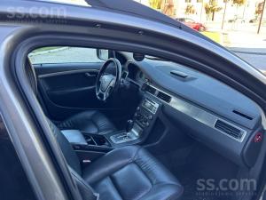 Brown Volvo XC70 2008 in Rezekne, with an engine capacity of 2.40 L and mileage of 0 thousand km for 6500 €, photo 12 on AUTOMOTO.COM.LV