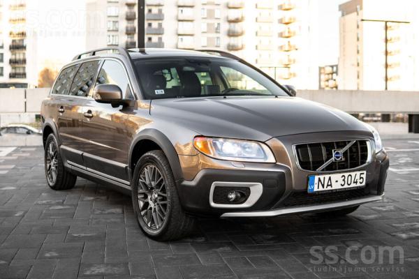 Brūns Volvo XC70 2009 Rīga, ar dzinēja tilpumu 2.40 L un nobraukumu 350 tūkst. km par 5690 €, foto 3 vietnē AUTOMOTO.COM.LV