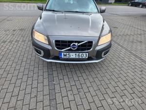 Brūns Volvo XC70 2009 Rīga, ar dzinēja tilpumu 2.40 L un nobraukumu 324 tūkst. km par 3950 €, foto 4 vietnē AUTOMOTO.COM.LV
