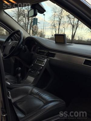 Brūns Volvo XC70 2009 Dobele, ar dzinēja tilpumu 2.40 L un nobraukumu 326 tūkst. km par 6500 €, foto 7 vietnē AUTOMOTO.COM.LV