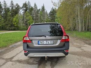 Brūns Volvo XC70 2009 Tukums, ar dzinēja tilpumu 2.40 L un nobraukumu 305 tūkst. km par 6000 €, foto 5 vietnē AUTOMOTO.COM.LV