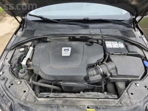 Brūns Volvo XC70 2009 Tukums, ar dzinēja tilpumu 2.40 L un nobraukumu 305 tūkst. km par 6000 €, foto 10 vietnē AUTOMOTO.COM.LV