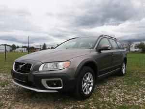 Brown Volvo XC70 2009 in Saldus, with an engine capacity of 2.40 L and mileage of 261 thousand km for 7900 €, photo  on AUTOMOTO.COM.LV