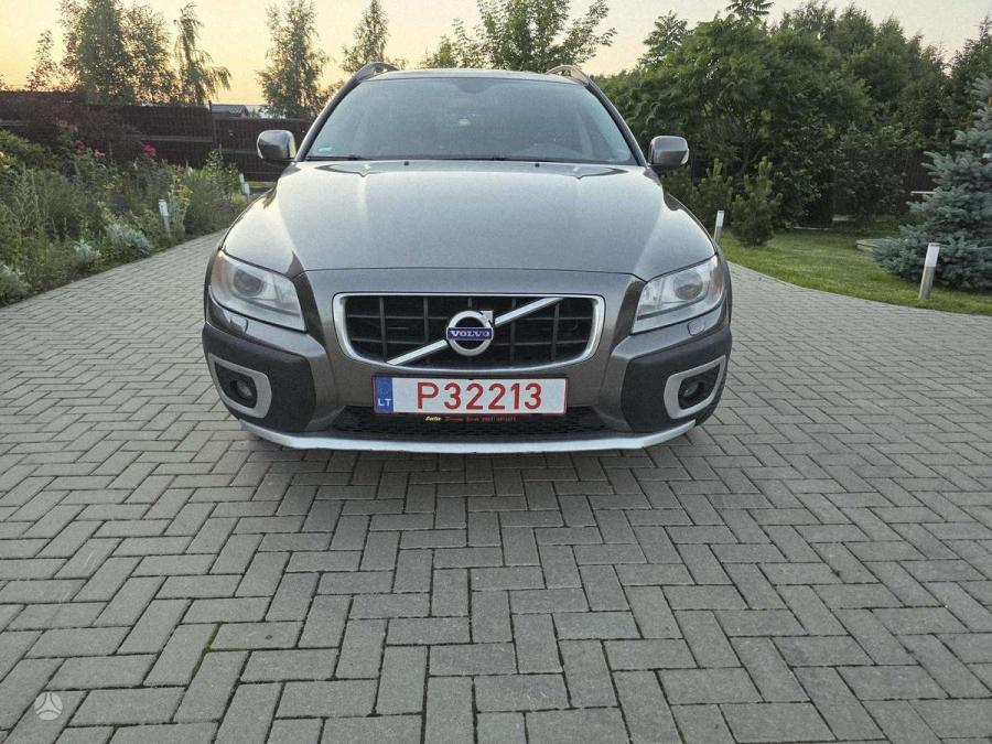 Brūns Volvo XC70 2009 Viļņa, ar dzinēja tilpumu 2.40 L un nobraukumu 356 tūkst. km par 6500 €, foto 3 vietnē AUTOMOTO.COM.LV