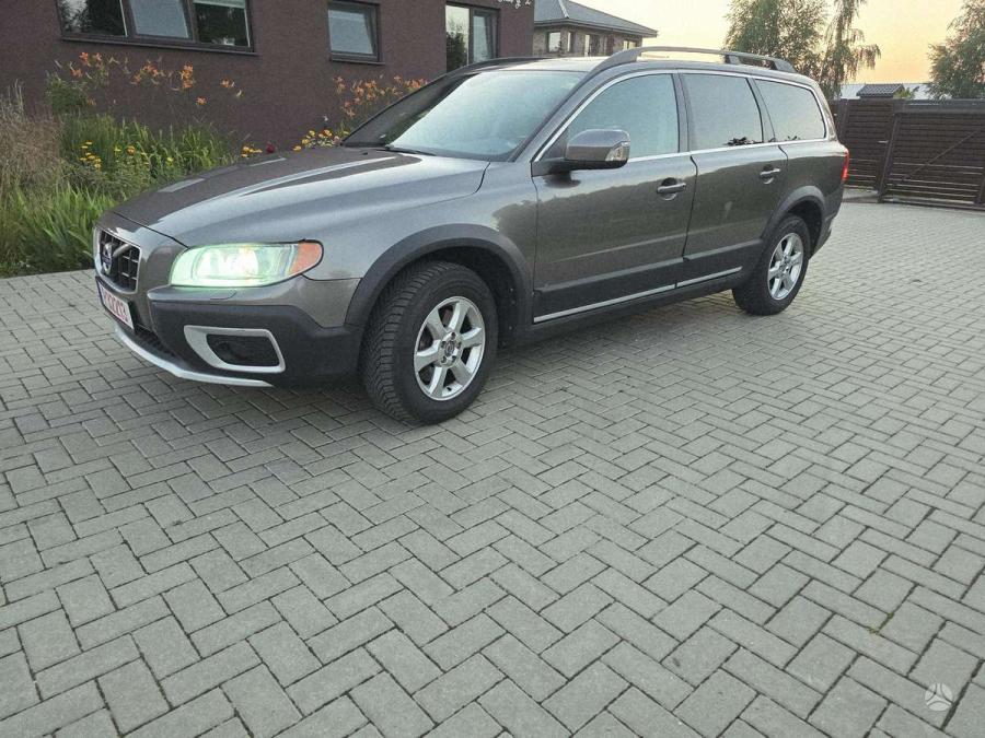 Brūns Volvo XC70 2009 Viļņa, ar dzinēja tilpumu 2.40 L un nobraukumu 356 tūkst. km par 6500 €, foto 11 vietnē AUTOMOTO.COM.LV