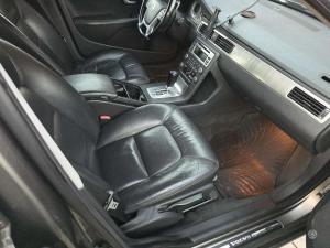 Brūns Volvo XC70 2009 Viļņa, ar dzinēja tilpumu 2.40 L un nobraukumu 356 tūkst. km par 6500 €, foto 16 vietnē AUTOMOTO.COM.LV