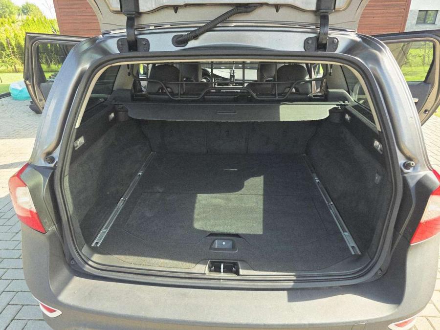 Brūns Volvo XC70 2009 Viļņa, ar dzinēja tilpumu 2.40 L un nobraukumu 356 tūkst. km par 6500 €, foto 22 vietnē AUTOMOTO.COM.LV
