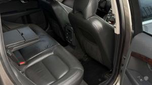 Brūns Volvo XC70 2009 Ukmergė, ar dzinēja tilpumu 2.40 L un nobraukumu 322 tūkst. km par 5550 €, foto 4 vietnē AUTOMOTO.COM.LV