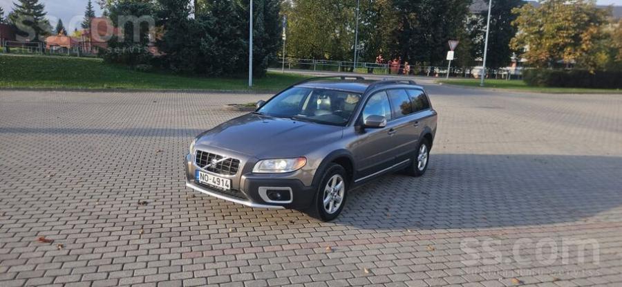 Brūns Volvo XC70 2009 Dobele, ar dzinēja tilpumu 2.40 L un nobraukumu 330 tūkst. km par 5500 €, foto 3 vietnē AUTOMOTO.COM.LV