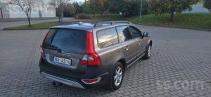 Brūns Volvo XC70 2009 Dobele, ar dzinēja tilpumu 2.40 L un nobraukumu 330 tūkst. km par 5500 €, foto 4 vietnē AUTOMOTO.COM.LV