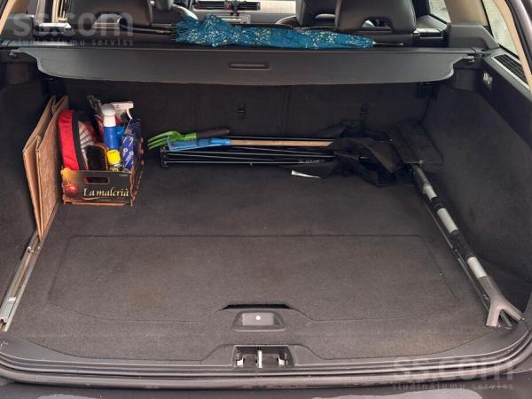 Brūns Volvo XC70 2009 Dobele, ar dzinēja tilpumu 2.40 L un nobraukumu 330 tūkst. km par 5500 €, foto 9 vietnē AUTOMOTO.COM.LV