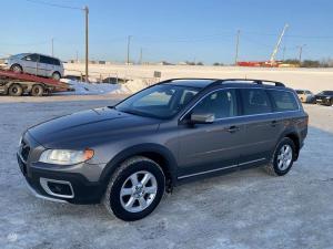 Brown Volvo XC70 2010 in Vilnius, with an engine capacity of 2.40 L and mileage of 398 thousand km for 6800 €, photo 10 on AUTOMOTO.COM.LV