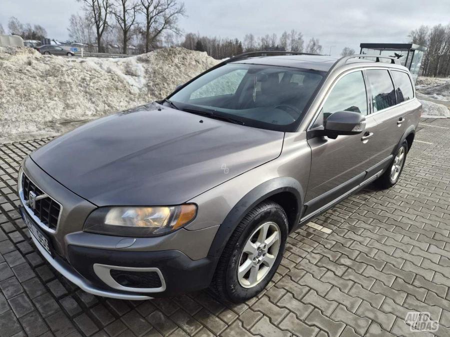 Brūns Volvo XC70 2010 Viļņa, ar dzinēja tilpumu 3.20 L un nobraukumu 341 tūkst. km par 5900 €, foto 1 vietnē AUTOMOTO.COM.LV