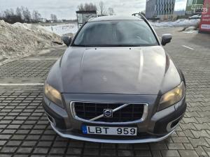 Brown Volvo XC70 2010 in Vilnius, with an engine capacity of 3.20 L and mileage of 341 thousand km for 5900 €, photo 4 on AUTOMOTO.COM.LV