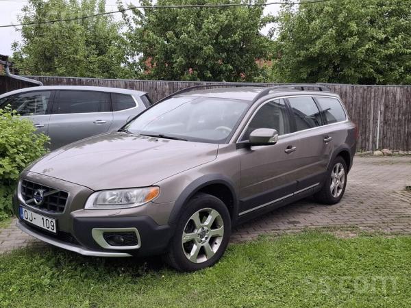 Brūns Volvo XC70 2010 Jūrmala, ar dzinēja tilpumu 2.00 L un nobraukumu 269 tūkst. km par 6390 €, foto 1 vietnē AUTOMOTO.COM.LV