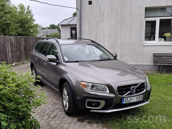 Brūns Volvo XC70 2010 Jūrmala, ar dzinēja tilpumu 2.00 L un nobraukumu 269 tūkst. km par 6390 €, foto 2 vietnē AUTOMOTO.COM.LV