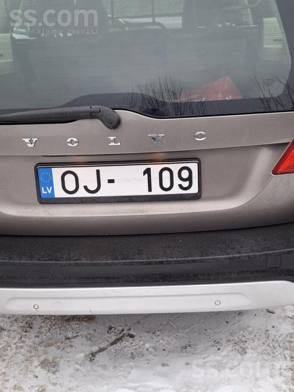 Brūns Volvo XC70 2010 Jūrmala, ar dzinēja tilpumu 2.00 L un nobraukumu 269 tūkst. km par 6390 €, foto 6 vietnē AUTOMOTO.COM.LV