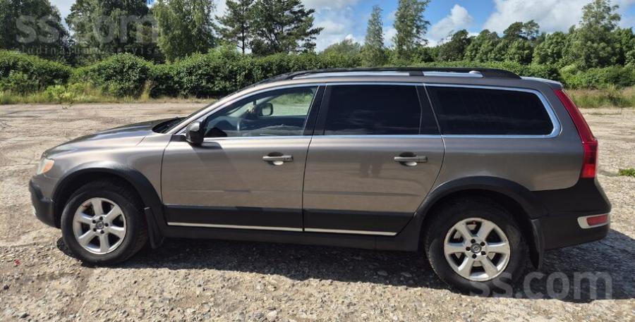 Brūns Volvo XC70 2010 Liepāja, ar dzinēja tilpumu 2.00 L un nobraukumu 380 tūkst. km par 6650 €, foto 13 vietnē AUTOMOTO.COM.LV