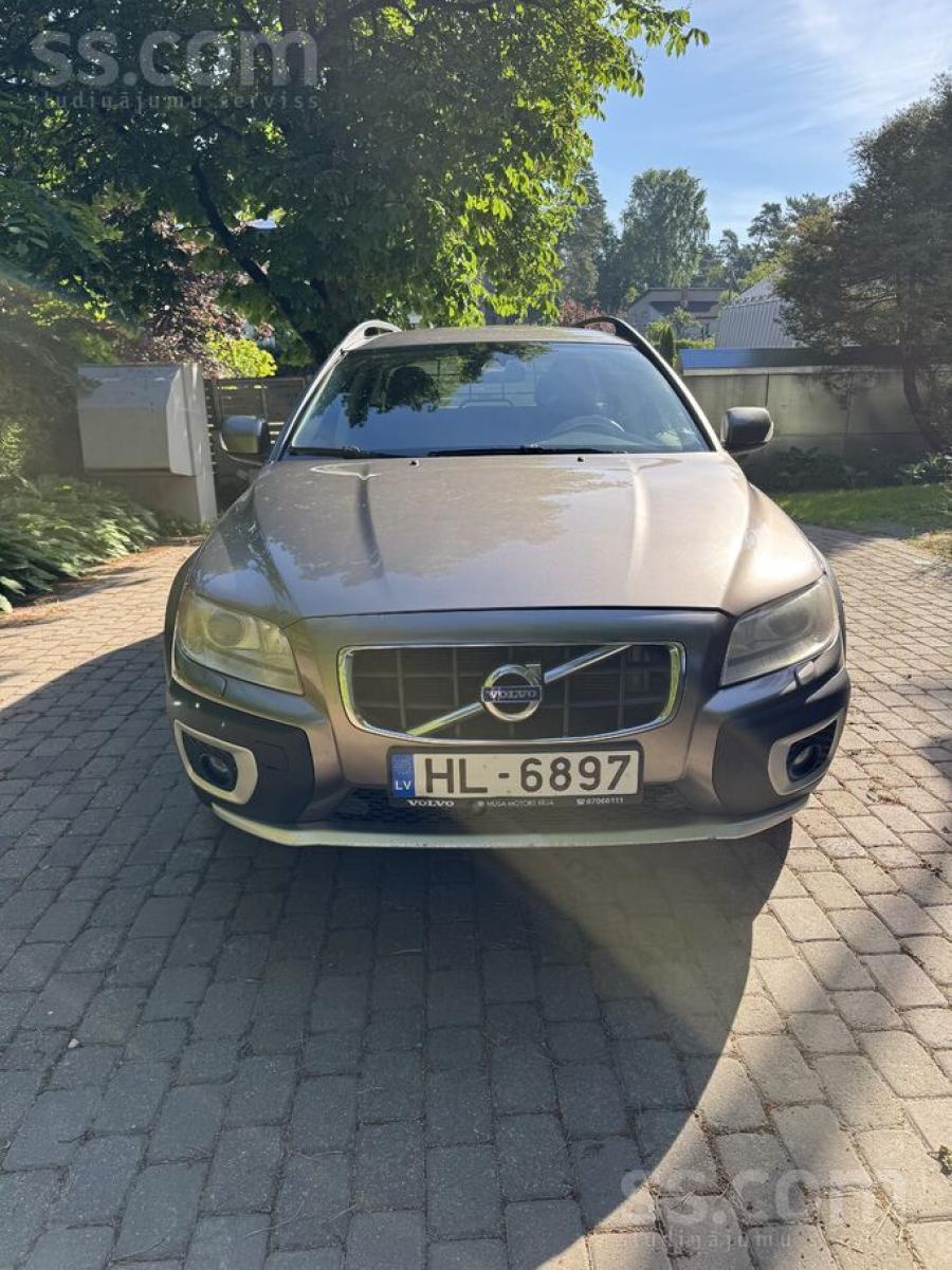 Brūns Volvo XC70 2010 Rīga, ar dzinēja tilpumu 2.40 L un nobraukumu 392 tūkst. km par 5800 €, foto 5 vietnē AUTOMOTO.COM.LV