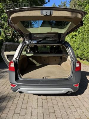 Brūns Volvo XC70 2010 Rīga, ar dzinēja tilpumu 2.40 L un nobraukumu 392 tūkst. km par 5800 €, foto 9 vietnē AUTOMOTO.COM.LV