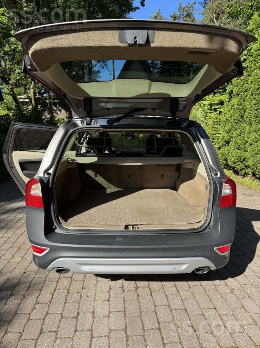 Brūns Volvo XC70 2010 Rīga, ar dzinēja tilpumu 2.40 L un nobraukumu 392 tūkst. km par 5800 €, foto 9 vietnē AUTOMOTO.COM.LV