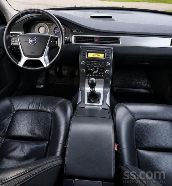 Brūns Volvo XC70 2010 Jelgava, ar dzinēja tilpumu 2.00 L un nobraukumu 412 tūkst. km par 5300 €, foto 7 vietnē AUTOMOTO.COM.LV