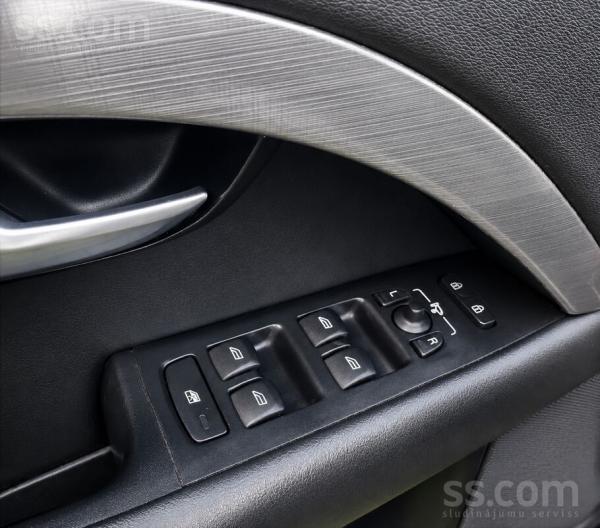 Brūns Volvo XC70 2010 Jelgava, ar dzinēja tilpumu 2.00 L un nobraukumu 412 tūkst. km par 5300 €, foto 10 vietnē AUTOMOTO.COM.LV