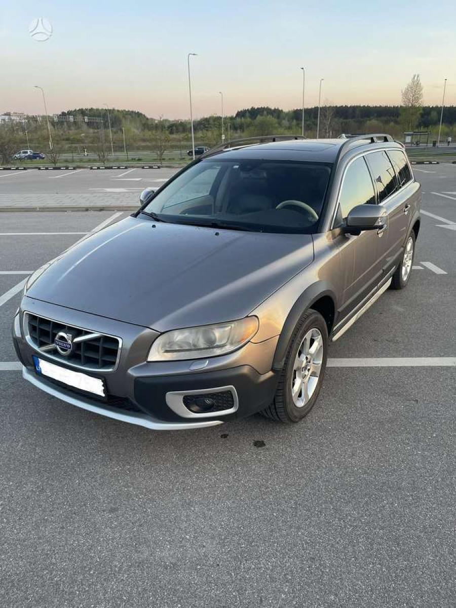 Brūns Volvo XC70 2010 Viļņa, ar dzinēja tilpumu 2.40 L un nobraukumu 394 tūkst. km par 5300 €, foto 4 vietnē AUTOMOTO.COM.LV