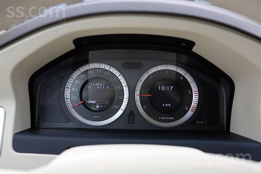 Brūns Volvo XC70 2010 Tukums, ar dzinēja tilpumu 2.40 L un nobraukumu 345 tūkst. km par 8090 €, foto 15 vietnē AUTOMOTO.COM.LV