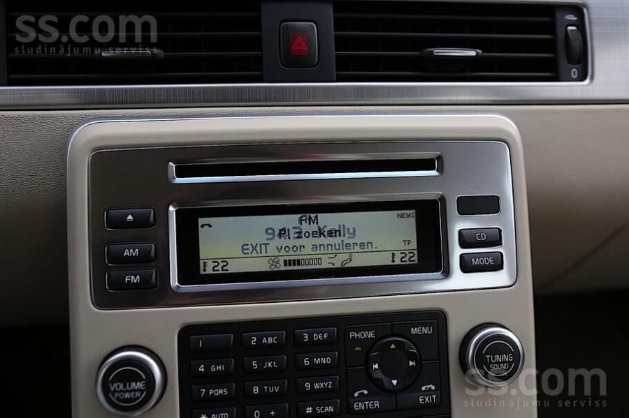 Brūns Volvo XC70 2010 Tukums, ar dzinēja tilpumu 2.40 L un nobraukumu 345 tūkst. km par 8090 €, foto 18 vietnē AUTOMOTO.COM.LV