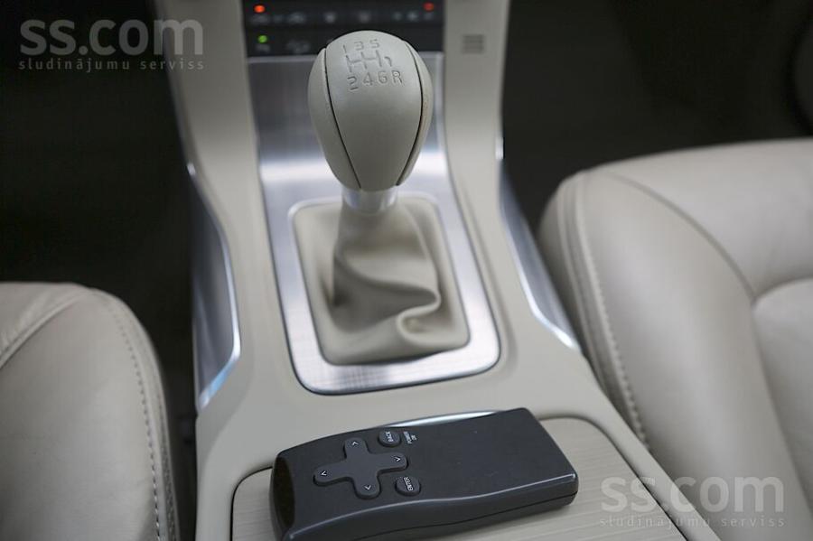 Brūns Volvo XC70 2010 Tukums, ar dzinēja tilpumu 2.40 L un nobraukumu 345 tūkst. km par 8090 €, foto 20 vietnē AUTOMOTO.COM.LV