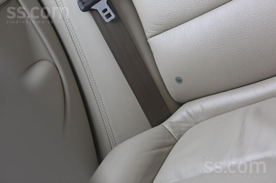 Brūns Volvo XC70 2010 Tukums, ar dzinēja tilpumu 2.40 L un nobraukumu 345 tūkst. km par 8090 €, foto 24 vietnē AUTOMOTO.COM.LV