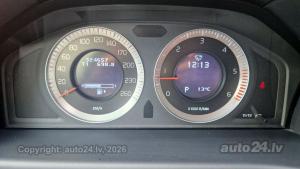 Brūns Volvo XC70 2010 Tallina, ar dzinēja tilpumu 2.40 L un nobraukumu 325 tūkst. km par 6500 €, foto 9 vietnē AUTOMOTO.COM.LV
