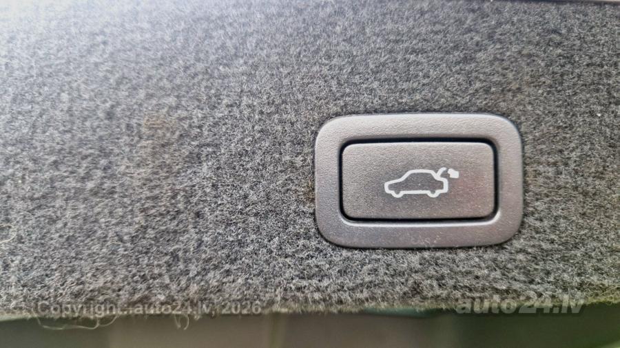 Brūns Volvo XC70 2010 Tallina, ar dzinēja tilpumu 2.40 L un nobraukumu 325 tūkst. km par 6500 €, foto 14 vietnē AUTOMOTO.COM.LV