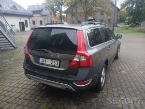 Brown Volvo XC70 2010 in Gulbene, with an engine capacity of 2.40 L and mileage of 466 thousand km for 3195 €, photo 3 on AUTOMOTO.COM.LV