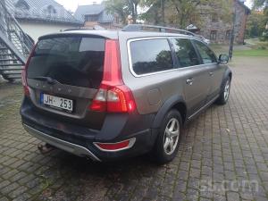Brown Volvo XC70 2010 in Gulbene, with an engine capacity of 2.40 L and mileage of 466 thousand km for 3195 €, photo 11 on AUTOMOTO.COM.LV