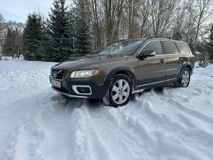 Brown Volvo XC70 2011 in Pasvalys, with an engine capacity of 1.98 L and mileage of 333 thousand km for 10250 €, photo  on AUTOMOTO.COM.LV