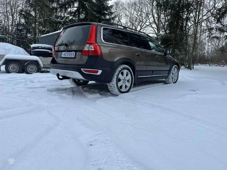 Brūns Volvo XC70 2011 Pasvalys, ar dzinēja tilpumu 1.98 L un nobraukumu 333 tūkst. km par 10250 €, foto 5 vietnē AUTOMOTO.COM.LV