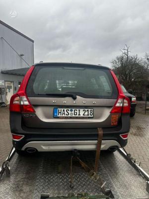 Brūns Volvo XC70 2011 Utena, ar dzinēja tilpumu 2.40 L un nobraukumu 297 tūkst. km par 6699 €, foto 2 vietnē AUTOMOTO.COM.LV