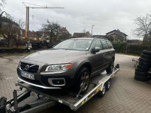 Brūns Volvo XC70 2011 Utena, ar dzinēja tilpumu 2.40 L un nobraukumu 297 tūkst. km par 6699 €, foto 22 vietnē AUTOMOTO.COM.LV