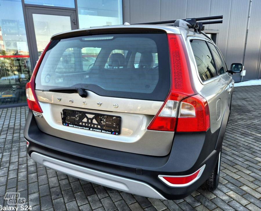 Brūns Volvo XC70 2011 Šauļi, ar dzinēja tilpumu 3.20 L un nobraukumu 260 tūkst. km par 5500 €, foto 6 vietnē AUTOMOTO.COM.LV