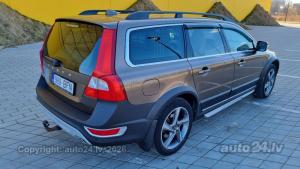 Brown Volvo XC70 2011 in Tallinn, with an engine capacity of 2.40 L and mileage of 393 thousand km for 9200 €, photo 6 on AUTOMOTO.COM.LV