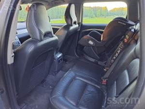 Brown Volvo XC70 2011 in Riga, with an engine capacity of 2.00 L and mileage of 0 thousand km for 5700 €, photo 9 on AUTOMOTO.COM.LV