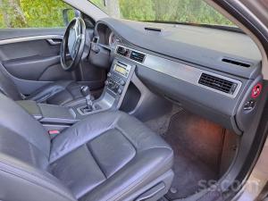 Brown Volvo XC70 2011 in Riga, with an engine capacity of 2.00 L and mileage of 0 thousand km for 5700 €, photo 10 on AUTOMOTO.COM.LV