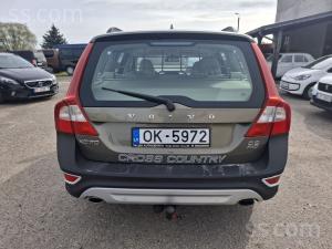 Brown Volvo XC70 2011 in Talsi, with an engine capacity of 2.40 L and mileage of 266 thousand km for 8300 €, photo 7 on AUTOMOTO.COM.LV