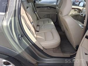 Brown Volvo XC70 2011 in Talsi, with an engine capacity of 2.40 L and mileage of 266 thousand km for 8300 €, photo 15 on AUTOMOTO.COM.LV