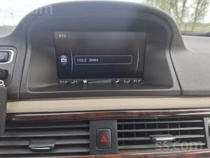 Brown Volvo XC70 2011 in Talsi, with an engine capacity of 2.40 L and mileage of 266 thousand km for 8300 €, photo 17 on AUTOMOTO.COM.LV